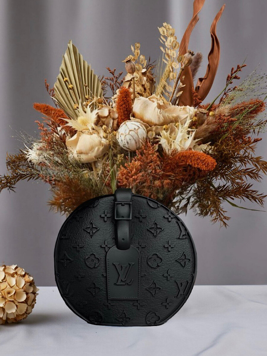 Ваза в стиле брендовой сумки, гипс, для цветов и сухоцветов, для декора и интерьера, черная