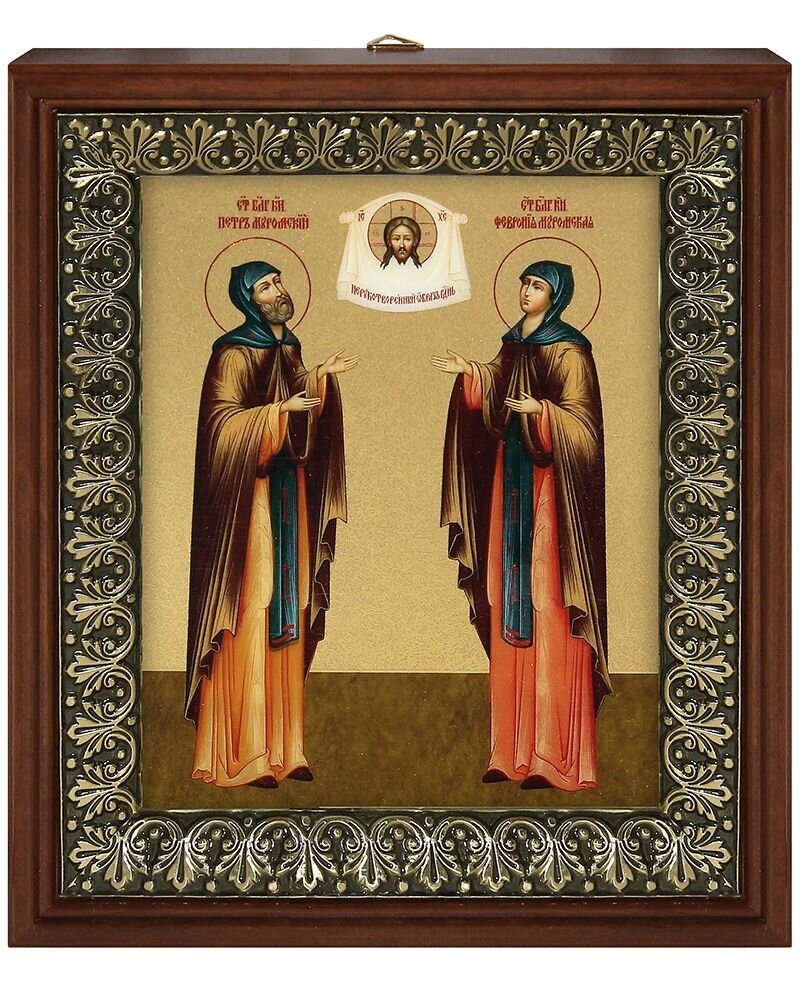 Икона "Святые благоверные князья Петр и Феврония Муромские" на золотом фоне в рамке со стеклом (размер изображения: 13х16 см; размер рамки: 18х20,7 см).