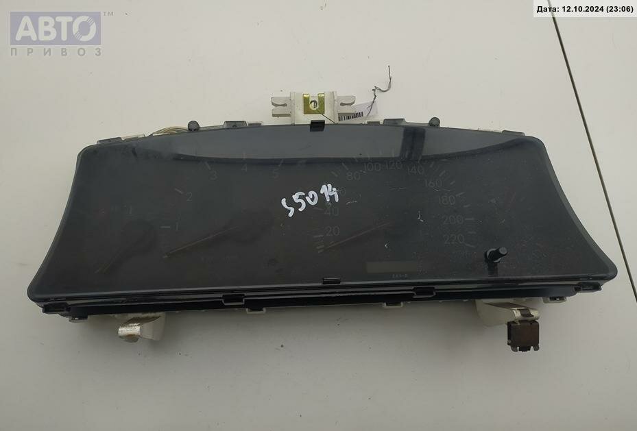 Щиток приборный (панель приборов) Toyota Corolla Verso