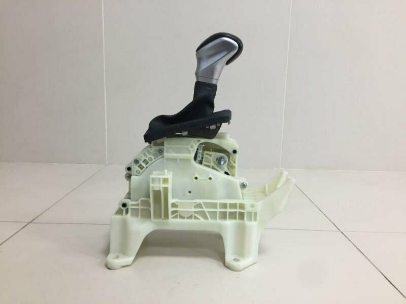 Кулиса КПП Kia Ceed СВ 2018 кат.номер: 46700M6100