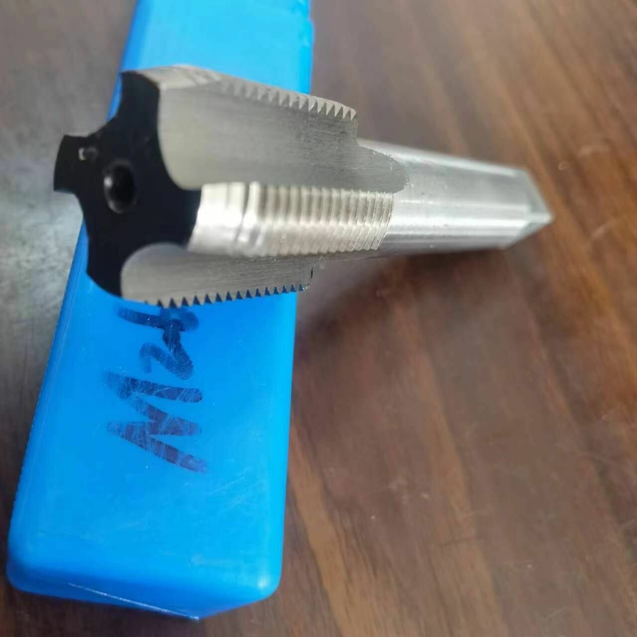 Метчик м/р по стали, М26х0.5 DIN371 HSS6542, комплект 1 шт, FUDO.