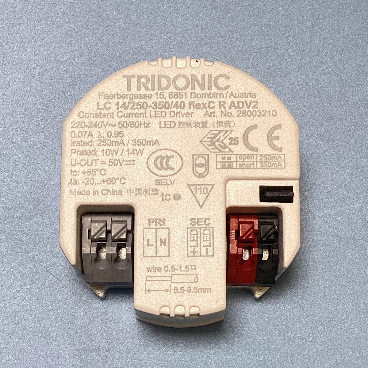 Регулируемый встроенный светодиодный драйвер 14W 250mA or 350mA