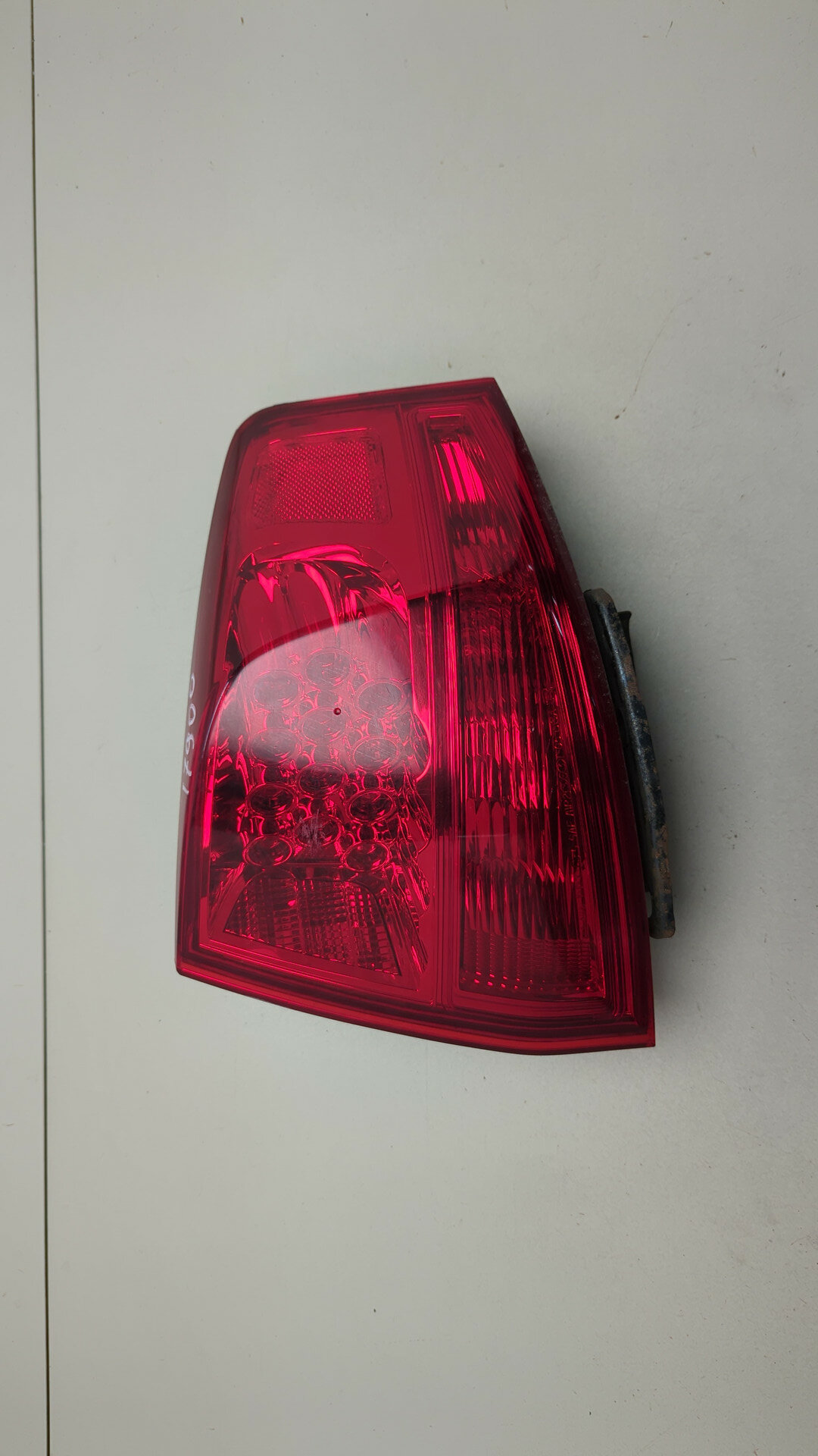 Фонарь (задний) правый Acura MDX Б/У