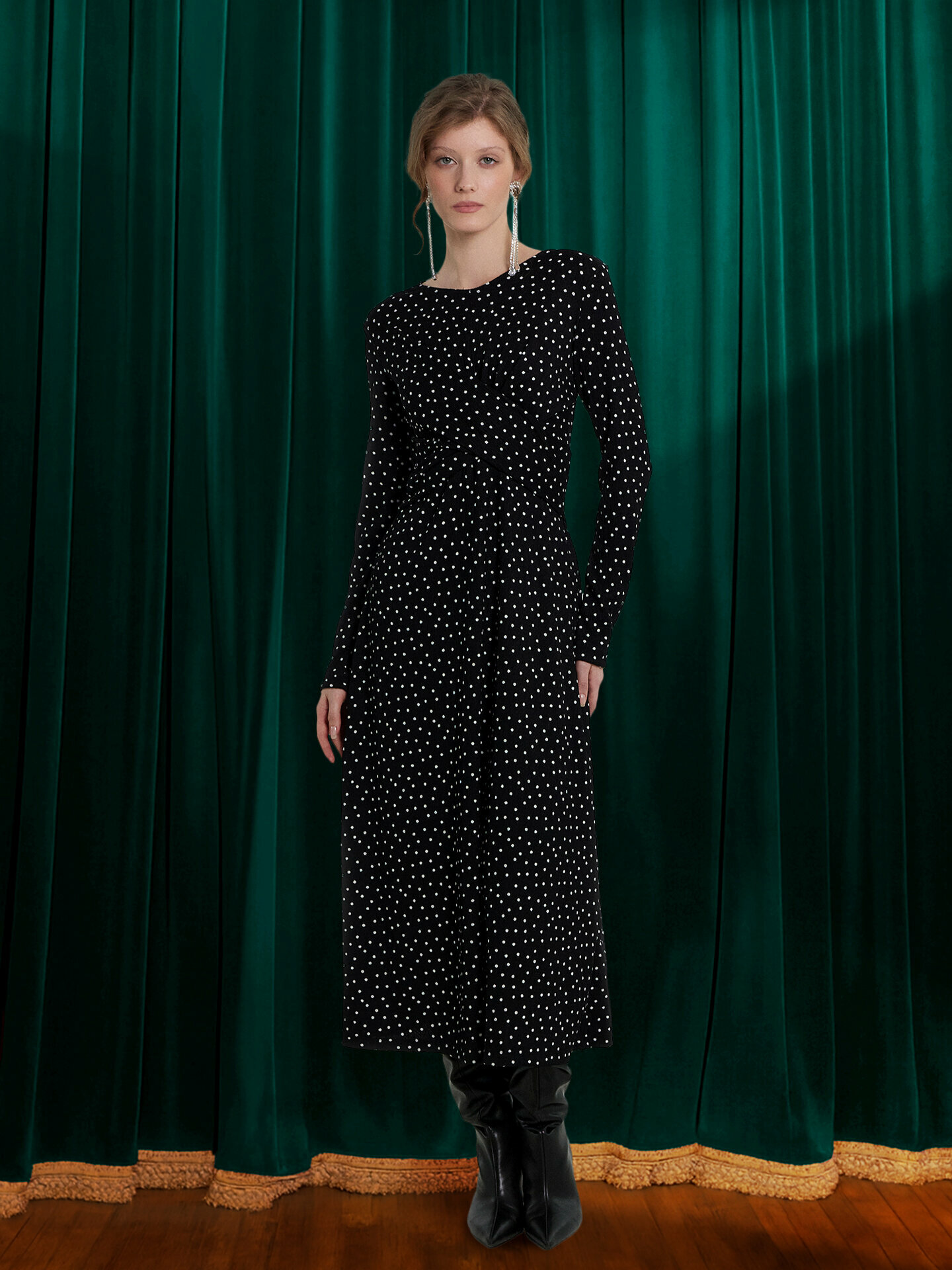 Платье для женщин