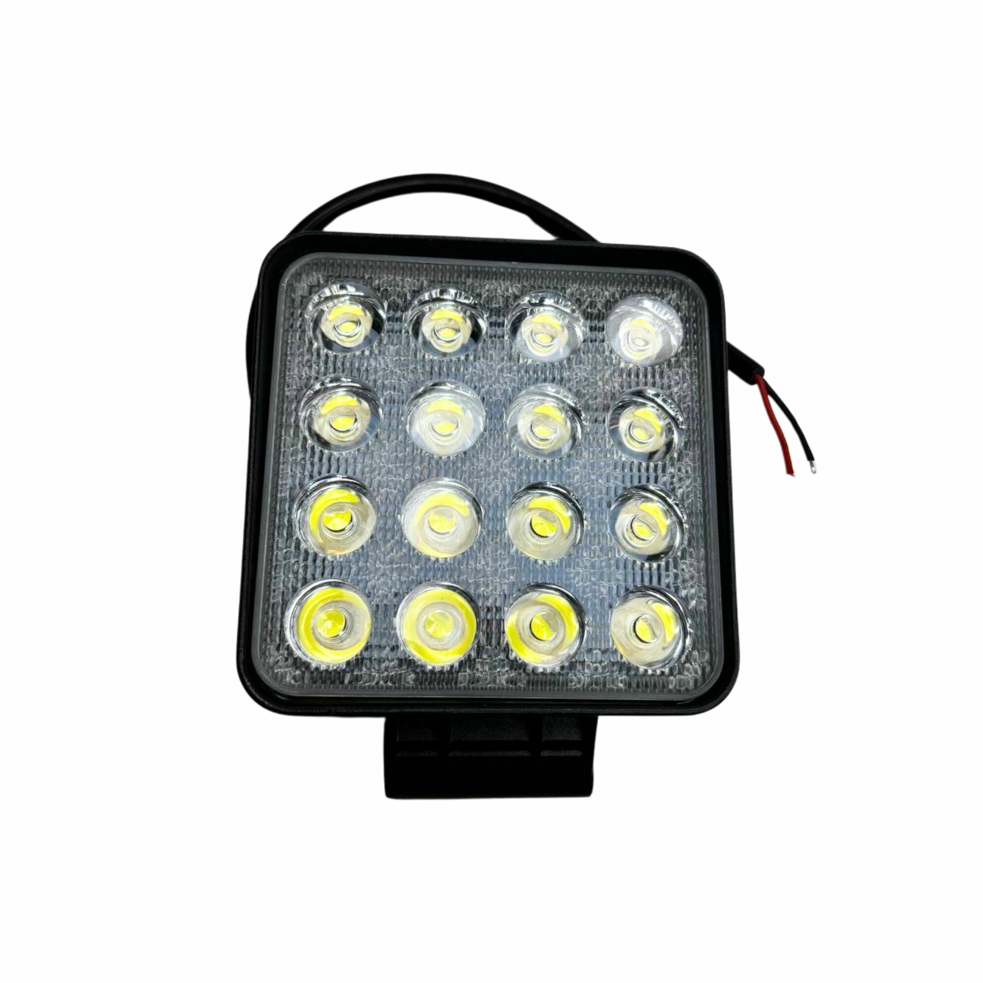 Автомобильная фара ближний свет ДХО ПТФ Квадратная LED 11х2,5х11 см 16 светодиодов для легковых, грузовых автомобилей, внедорожников, квадроциклов 1 шт мощностью 48 ватт