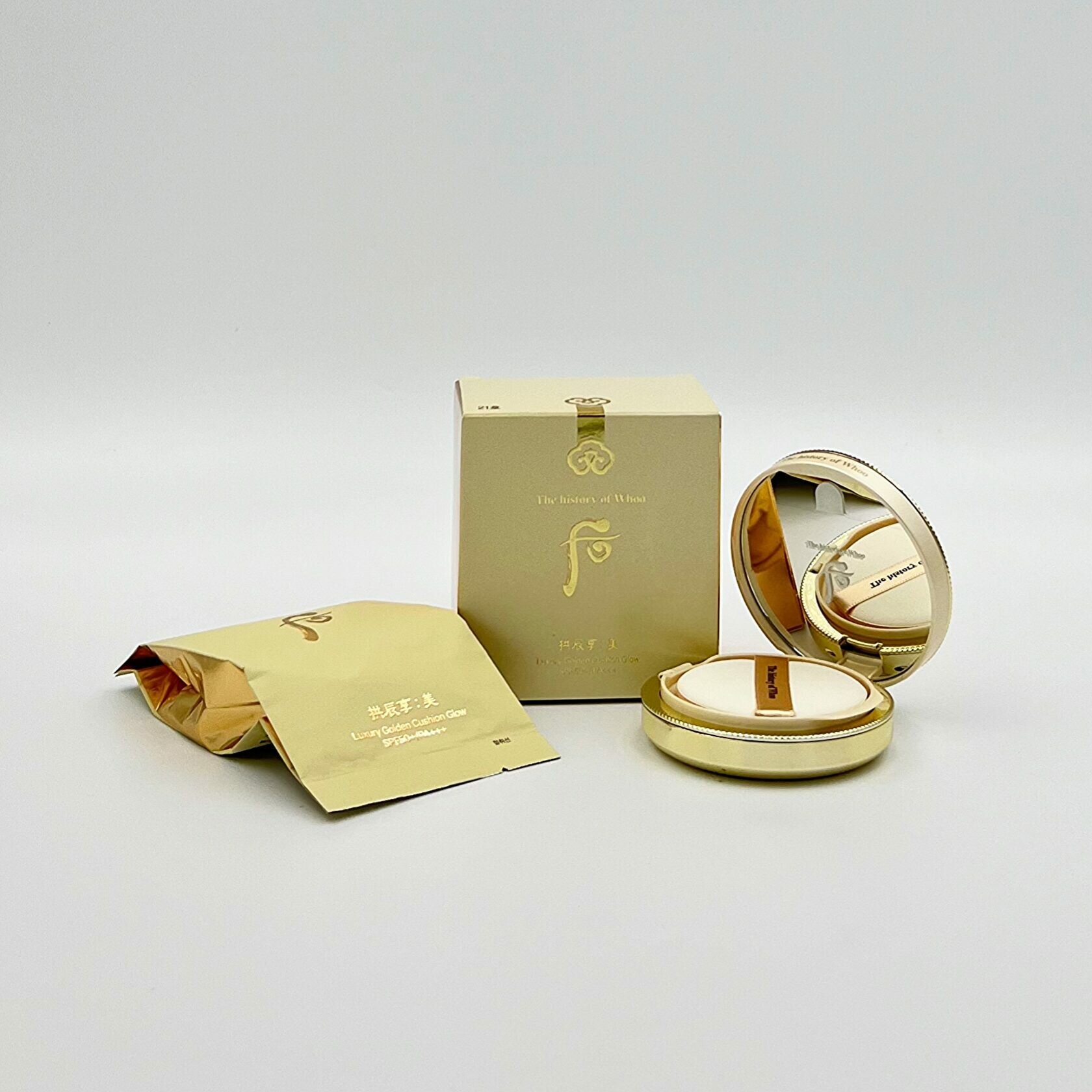 Кушон The History of Whoo Luxury Golden Cushion Glow, SPF50+, светлый №21