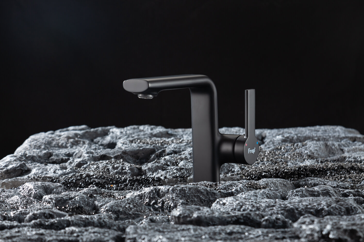 Смеситель для раковины FRAP F1088-6 черный, d30, латунь, гайка