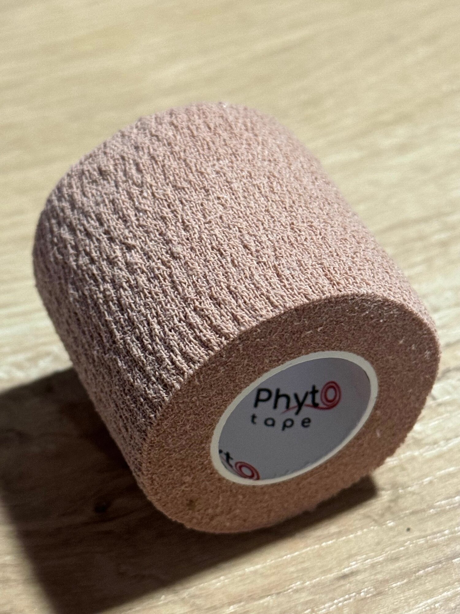 Тейп Tear "PHYTO SPORT" длина 4,5 м. ширина 5 см. 1 шт, бежевый, хлопок, кровоостанавливающий, самофиксирующийся, эластичный, гипоаллергенный