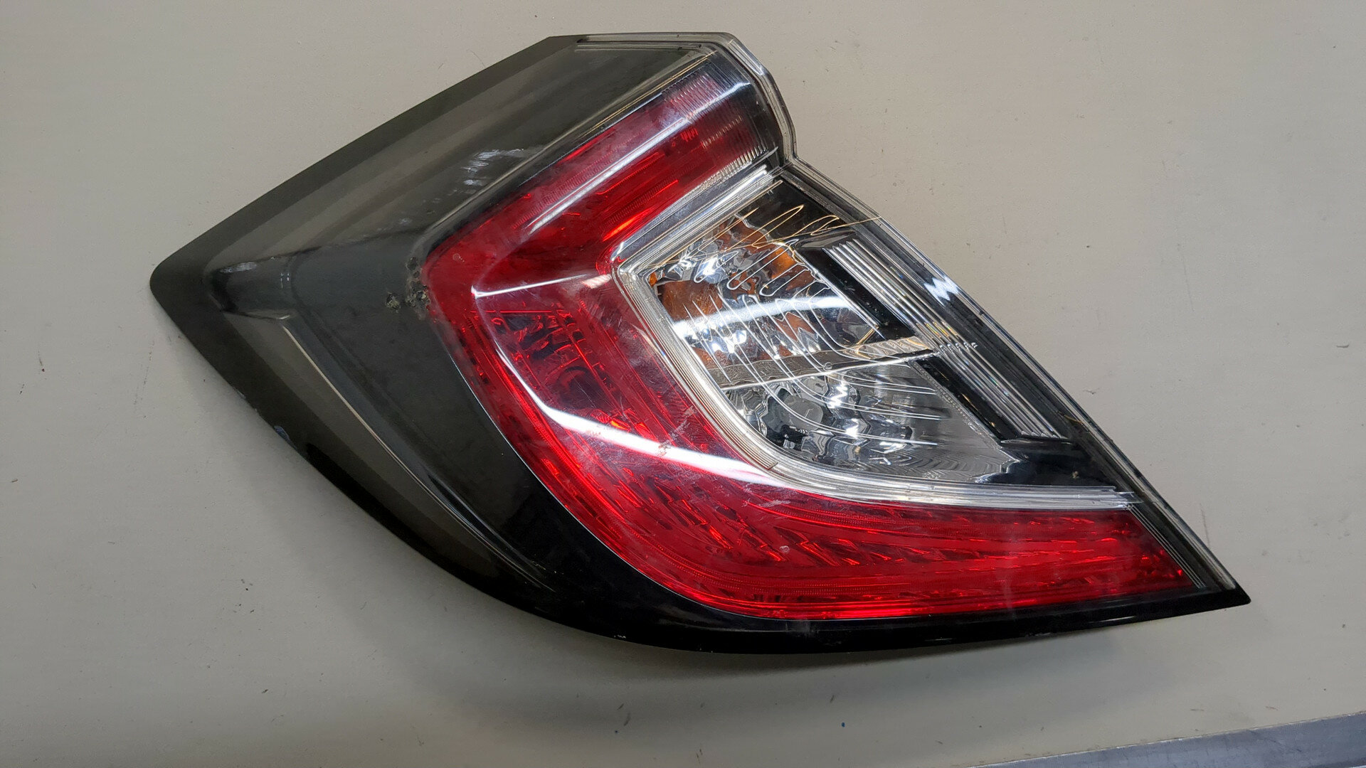 Фонарь (задний) левый Honda Civic Б/У