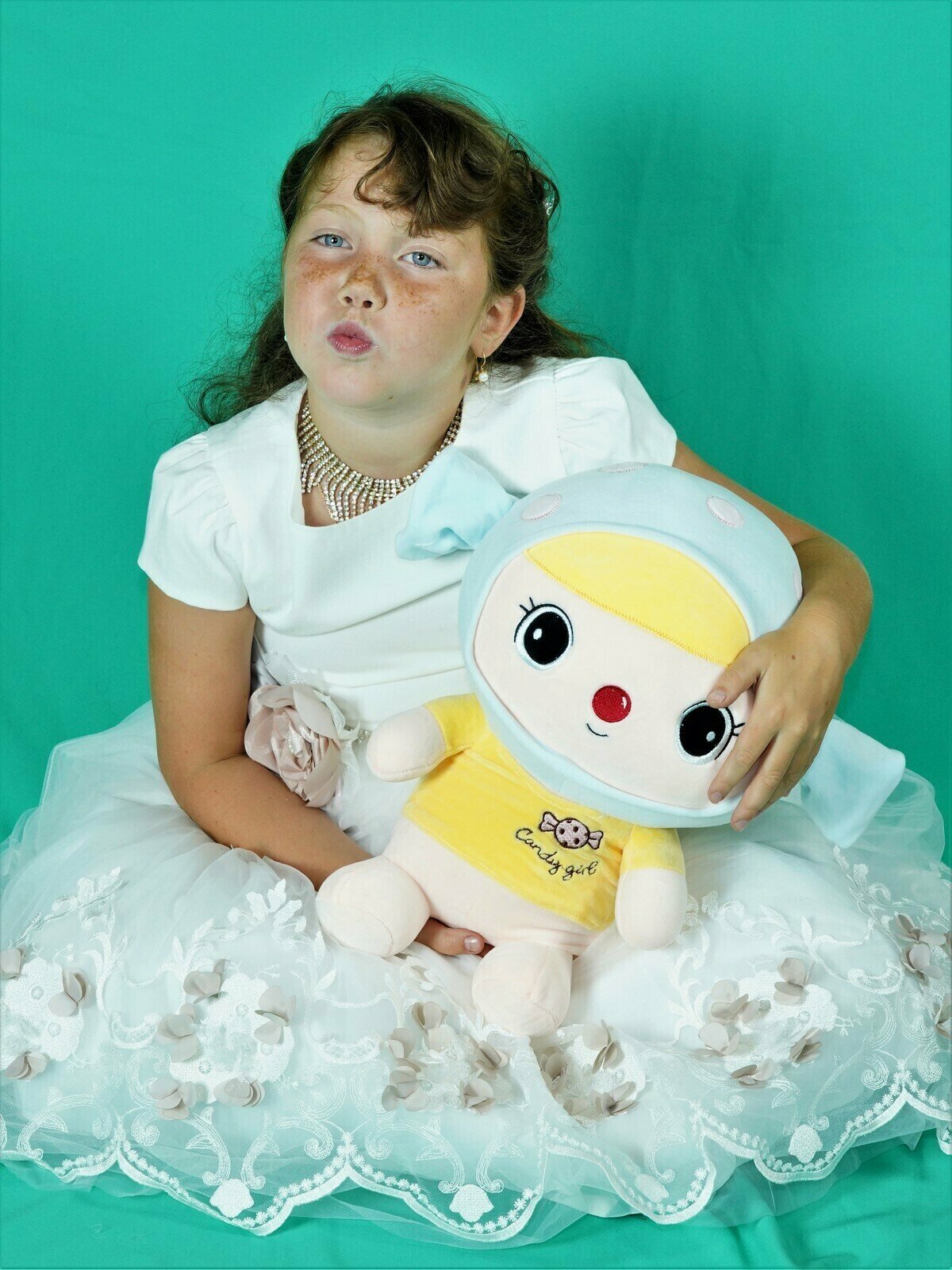 Мягкая игрушка Девочка-Конфетка 38 см.