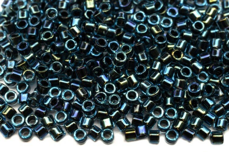 Бисер японский MIYUKI Delica цилиндр 10/0 DBM-0286 радужный вода/темно-синий, окрашенный изнутри, 5 грамм