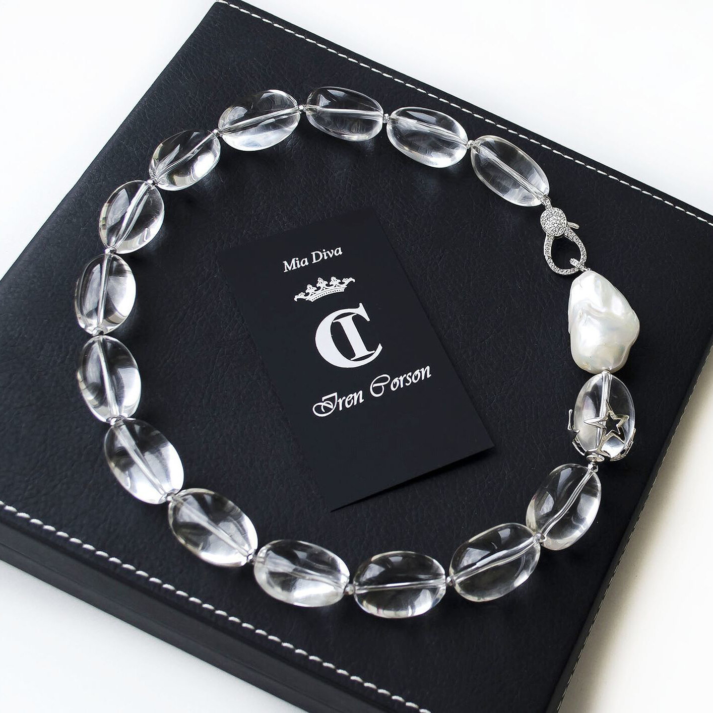 Колье, жемчуг барочный, горный хрусталь