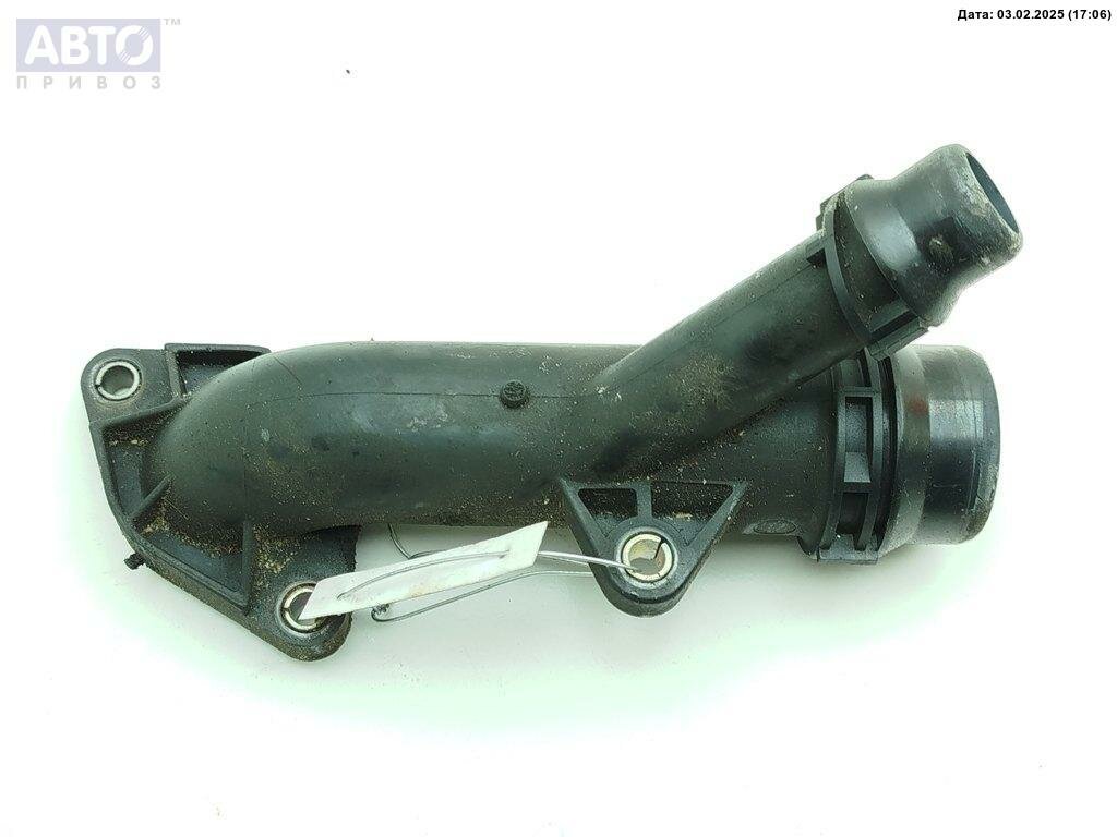 Фланец (тройник) системы охлаждения BMW 3 E46 (1998-2006)