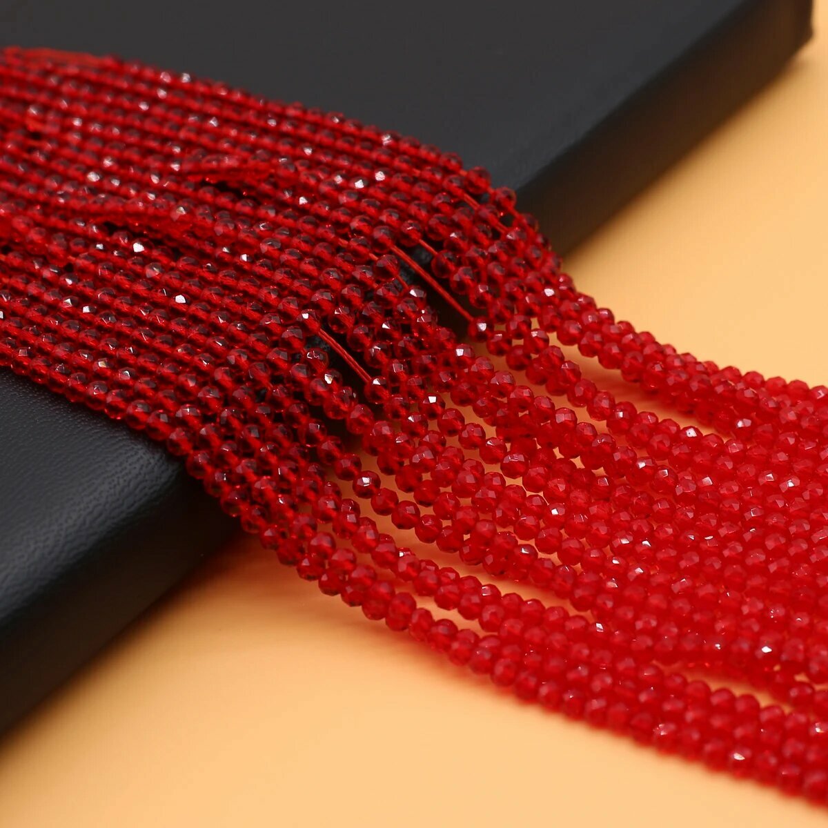 Бусины из шпинеля Красный, G