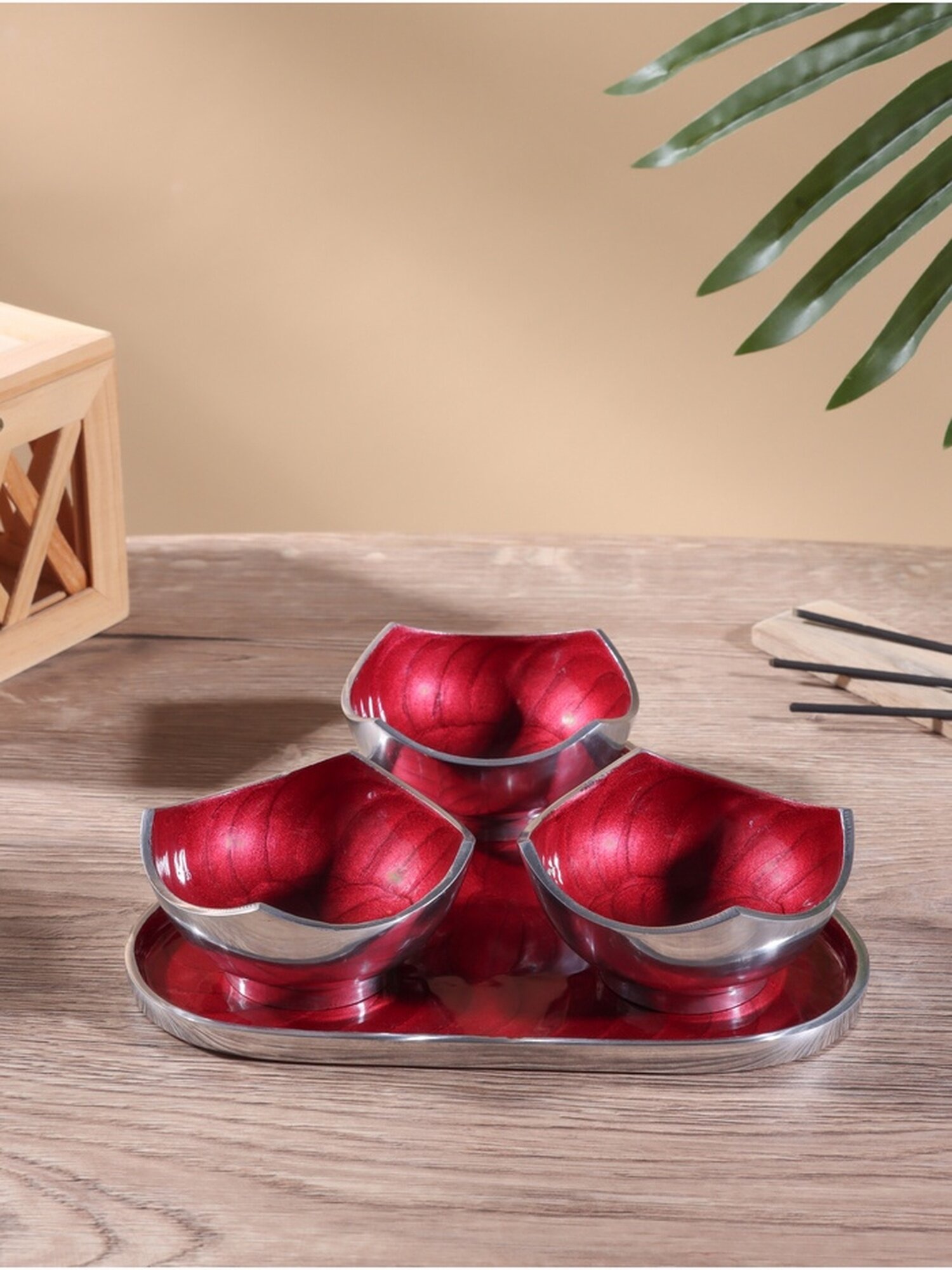 Менажница "Бэнкс" (набор 3 шт) 7х7х4 см, на подносе, алюминий, цв. красный