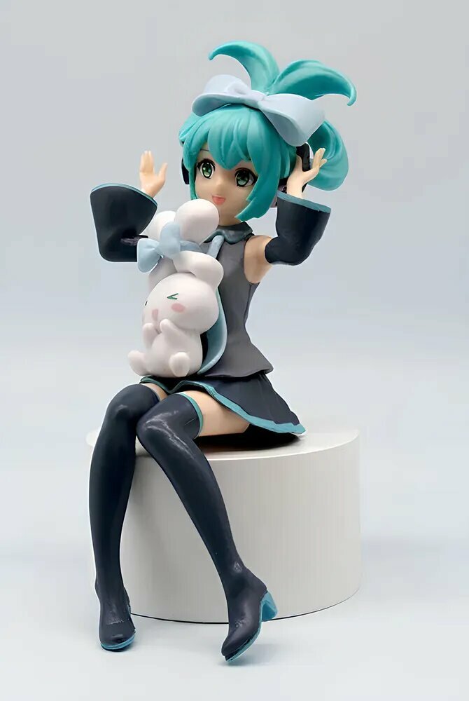 Фигурка Мику Хацунэ Синаморолл / Miku Hatsune Cinnamoroll (15см, пакет)