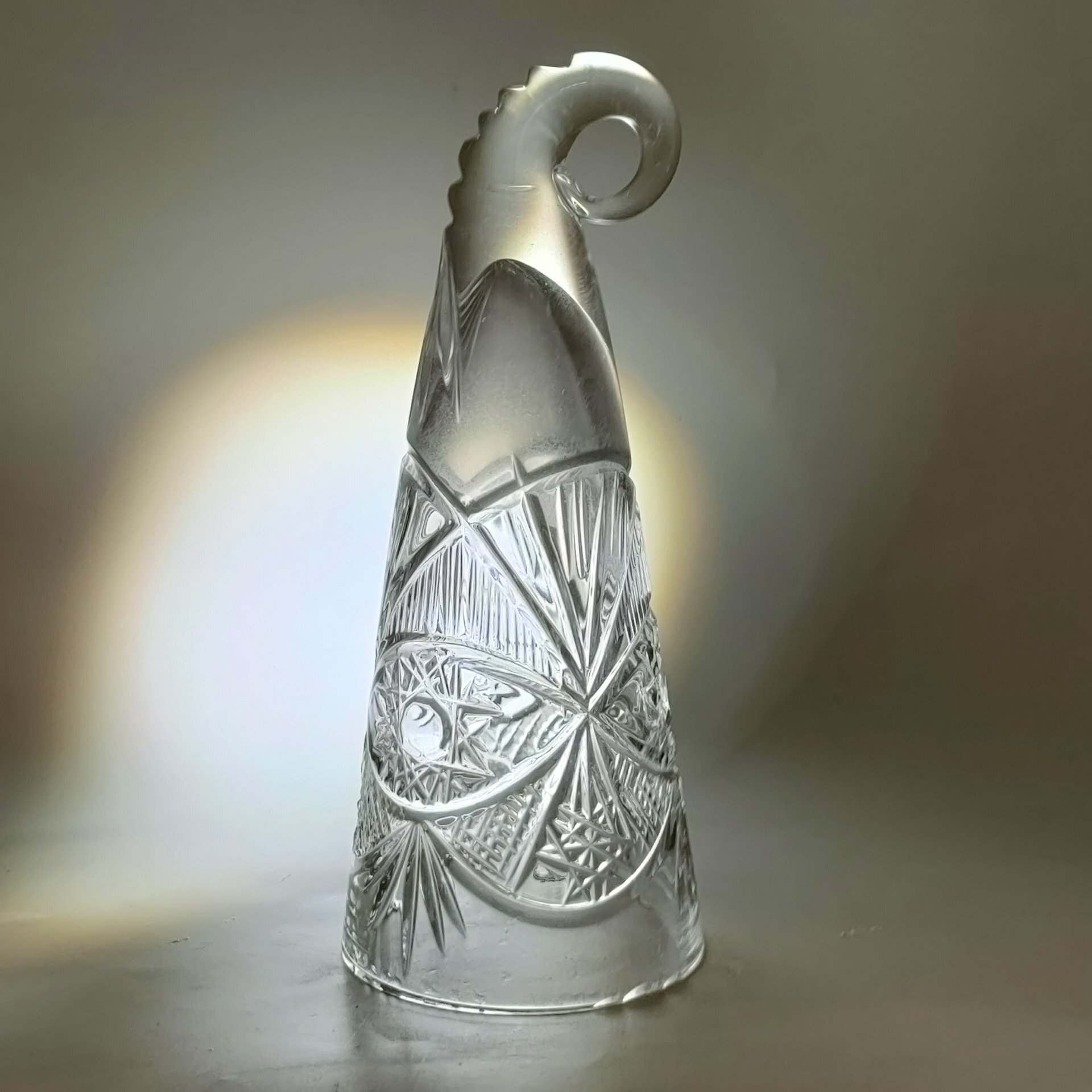 Кубок для вина "Рог изобилия", хрусталь, алмазная грань, СССР, 1970-1990 гг.