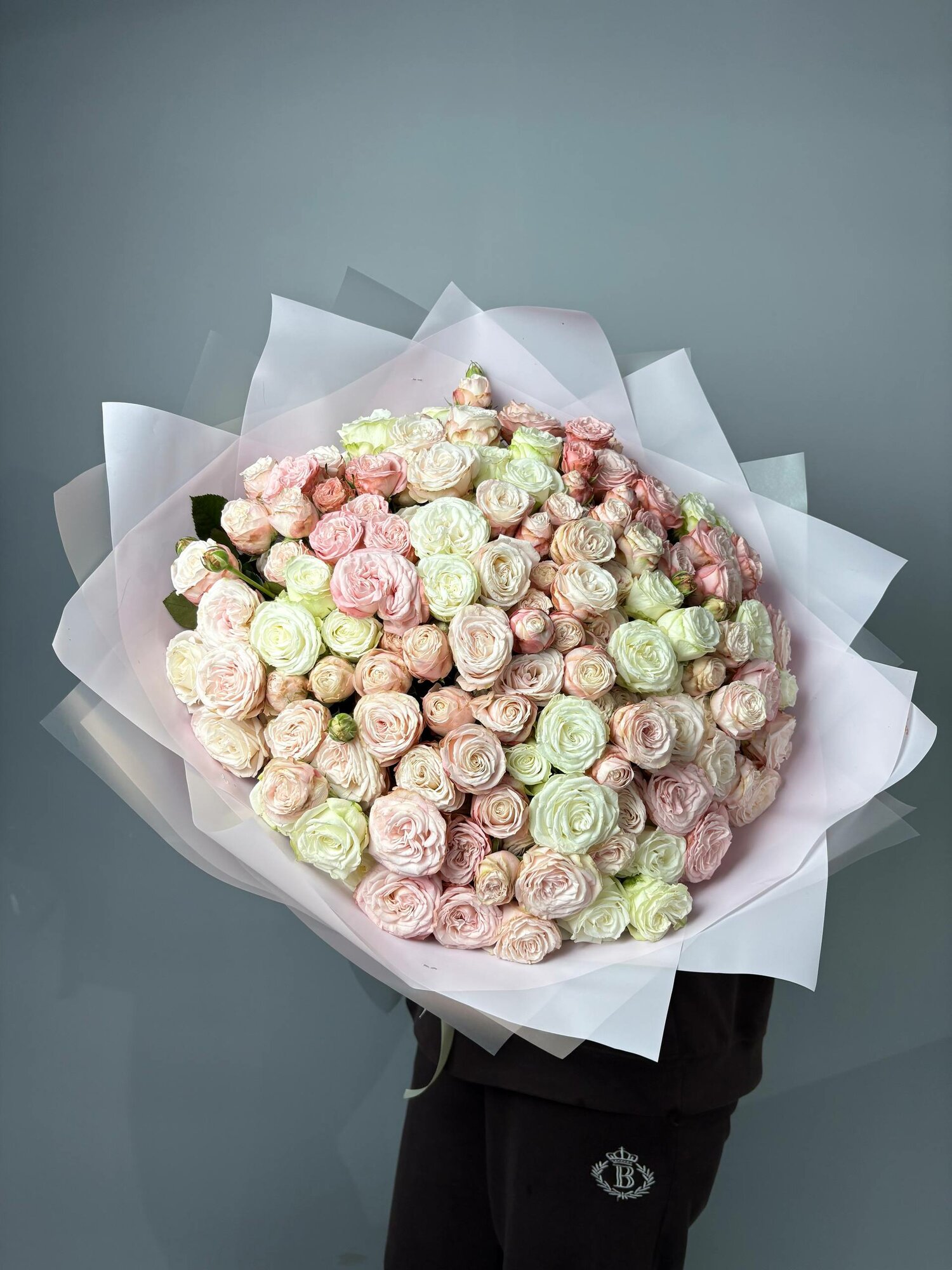 FRESH FLORA Триумф Сияния – роскошный свадебный букет невесты из кустовых роз