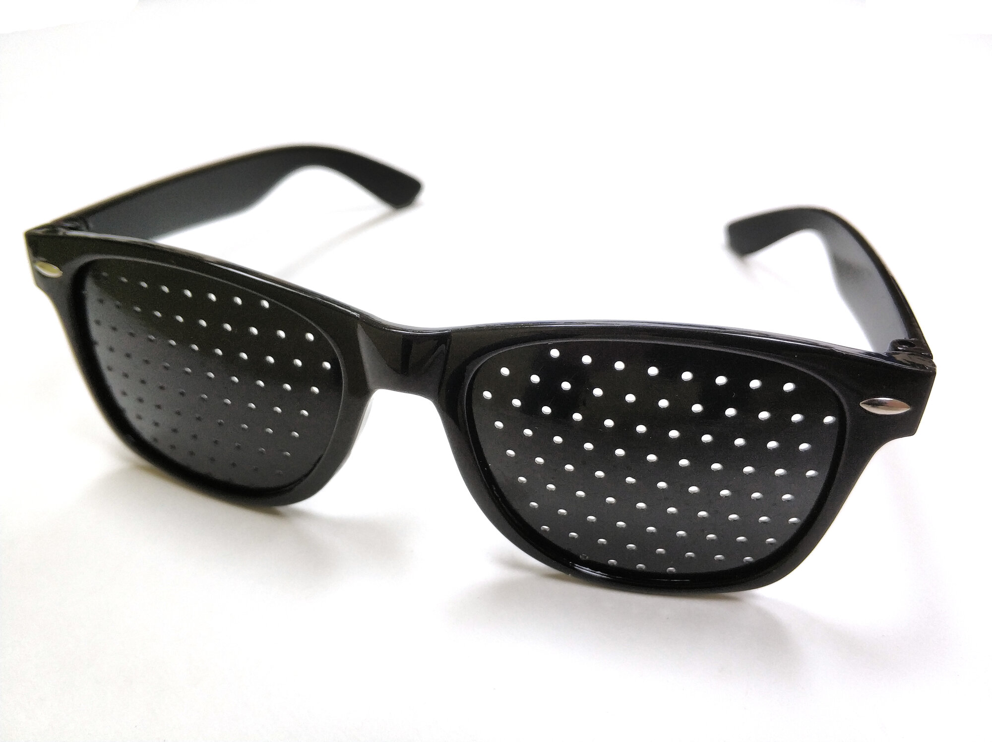 Очки тренажеры для глаз, черные, пластмассовые