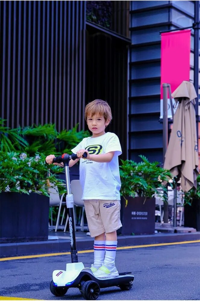 Электросамокат DCHSMe, белый