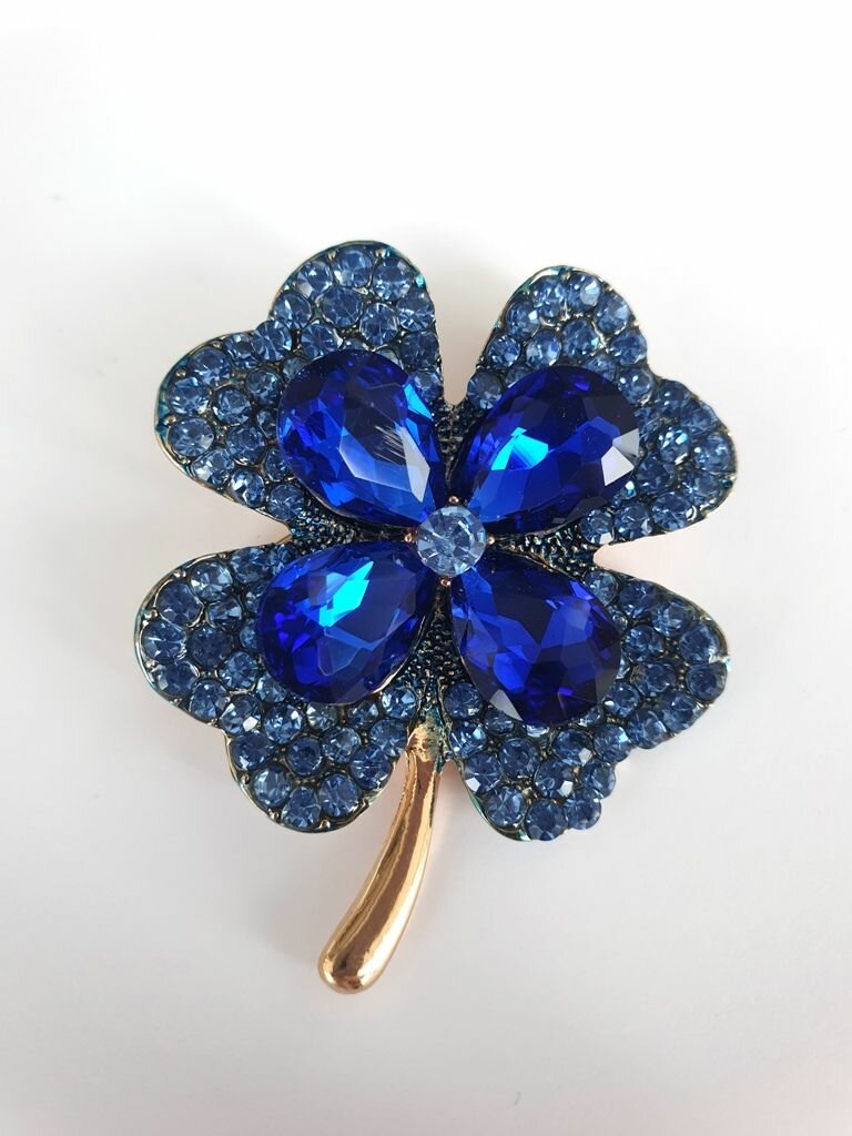 Брошь, стекло