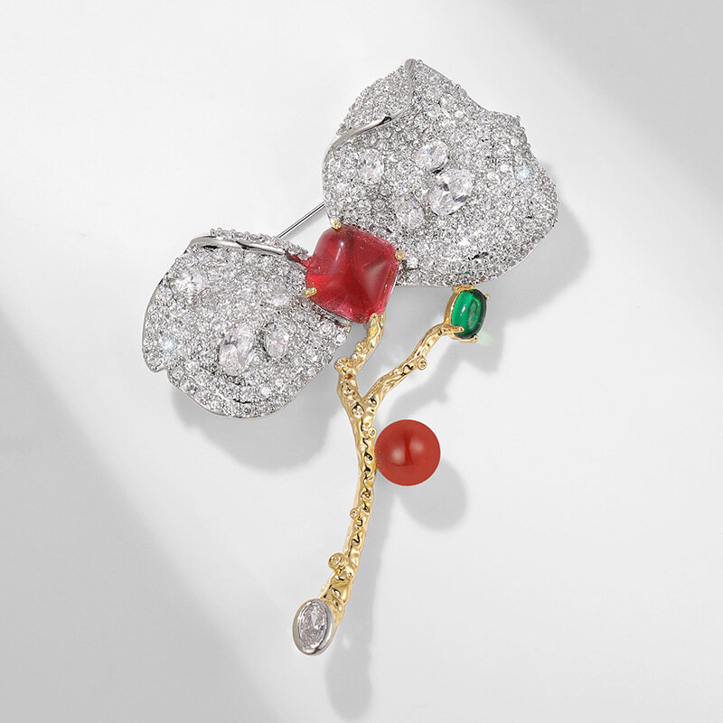 2026 Xiliang Concubine Высококачественная тяжелая ручная работа Двухцветная цветочная брошь Цирконовая брошь с бантом Элегантная брошь для женщин с двумя листьями цветка