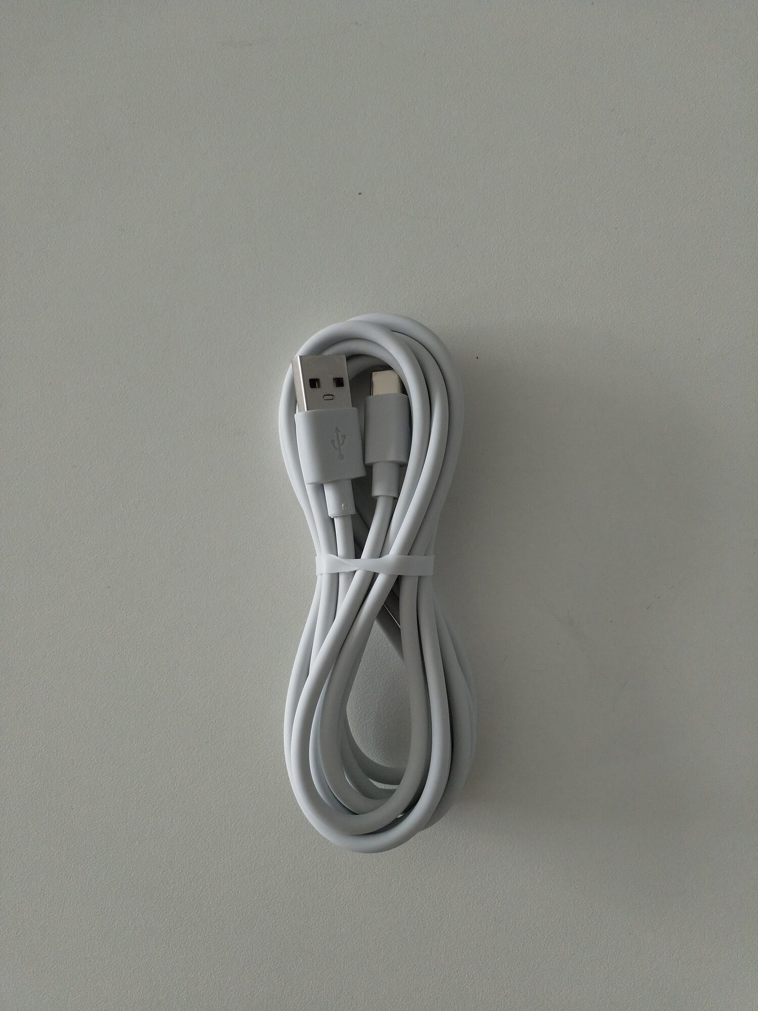 Дата-кабель USB Type-A - Type-C, 2 м