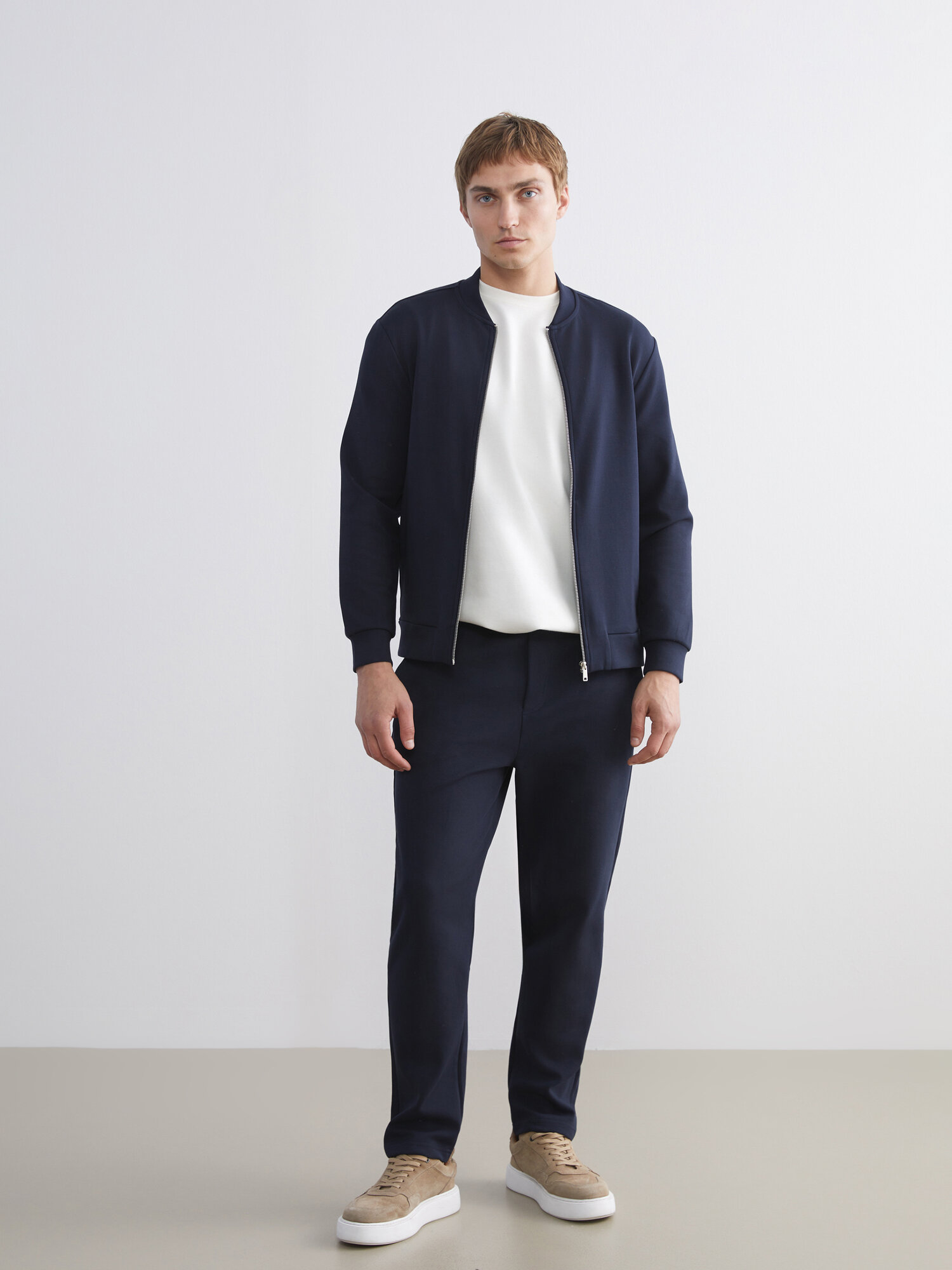 Брюки спортивные