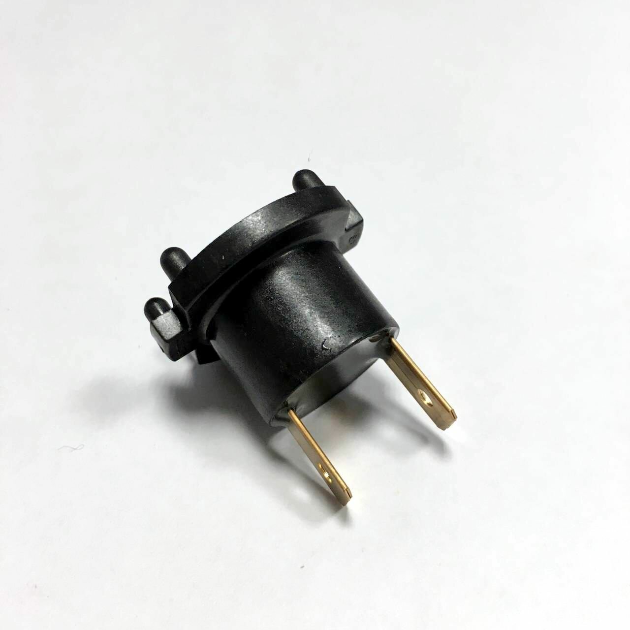 B28V510A3A Патрон лампы H7 MAZDA оригинал