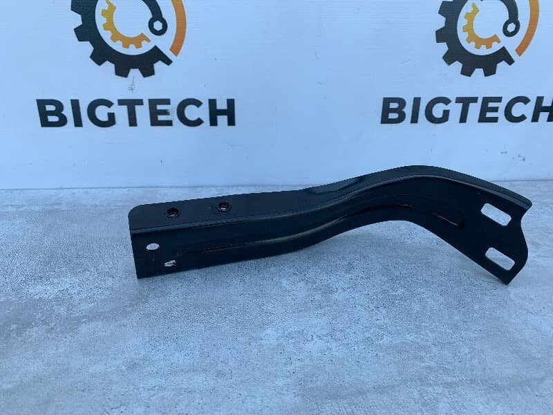 Кронштейн усилителя переднего бампера правый Mercedes Benz E-Class A207 C207 A2076200285