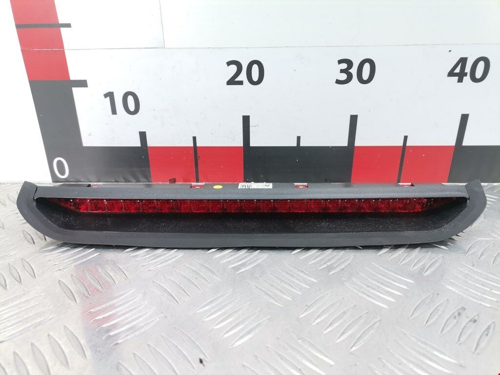 Фонарь дополнительный тормозной (стоп-сигнал) Opel Vectra C 93178144 арт. 1601708