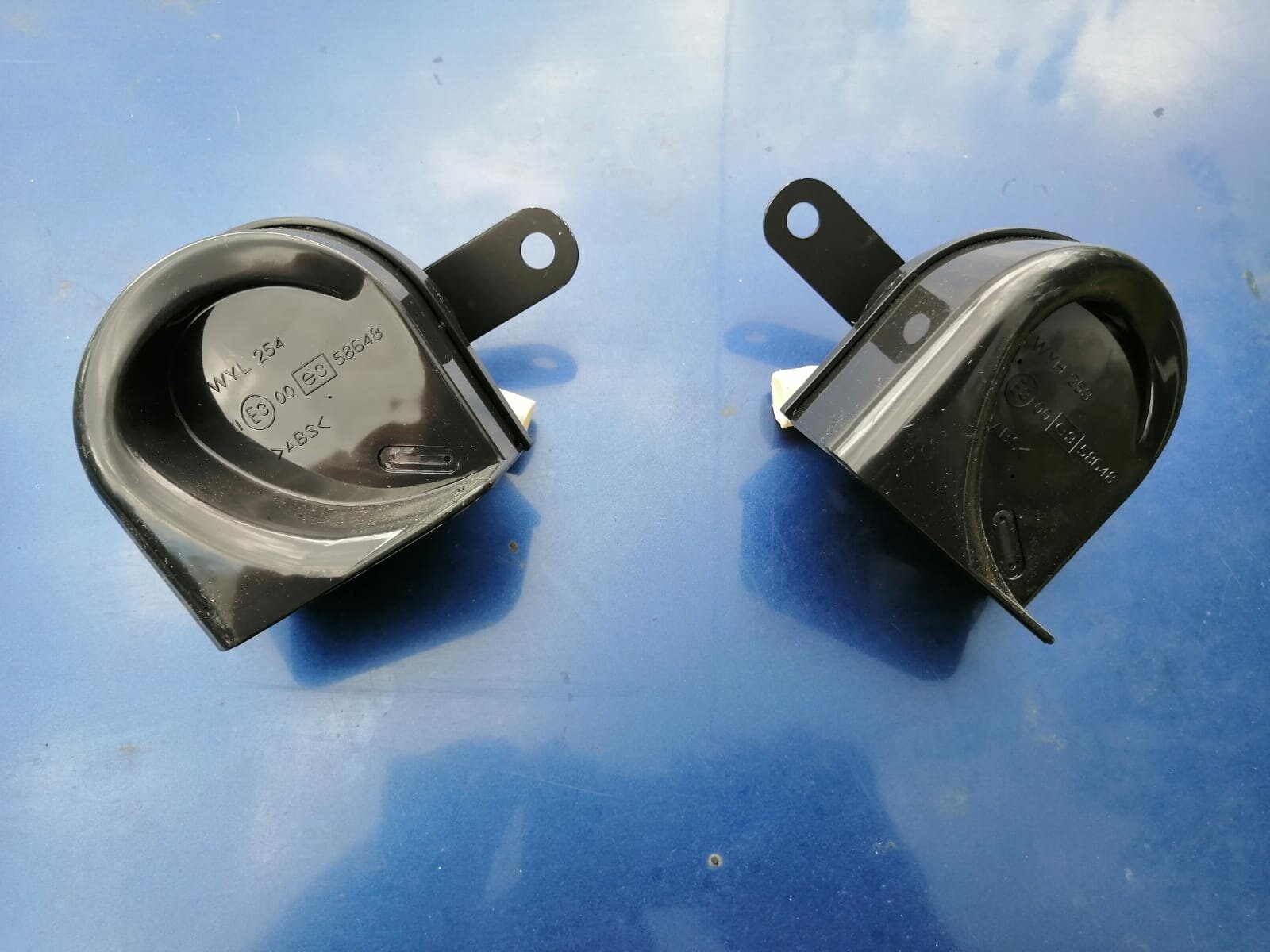 Сигнал звуковой электрический W-2013 12V 4A 108dB H\L