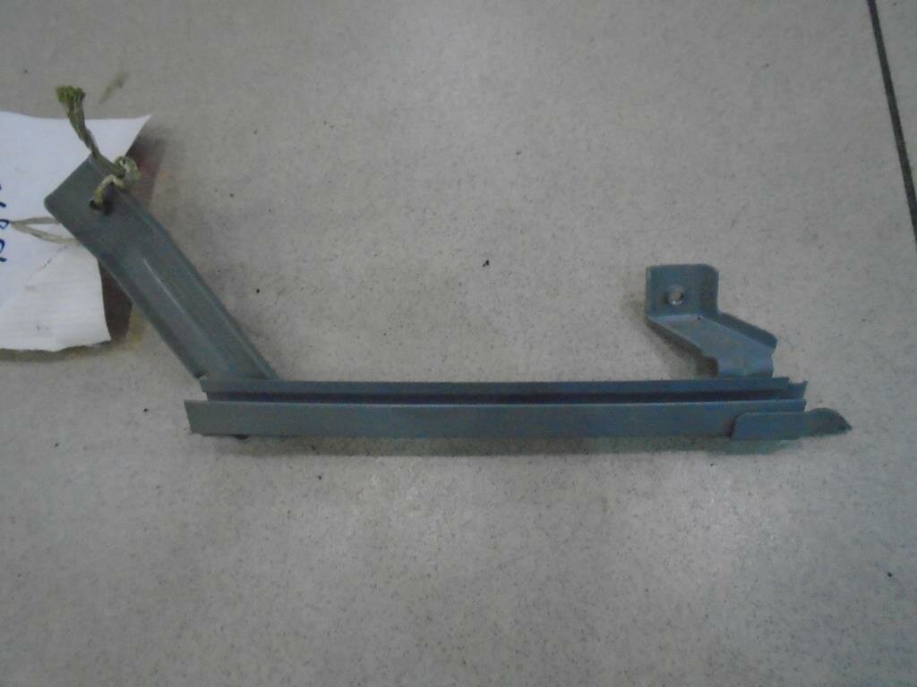 Направляющая стекла двери задней левой от Nissan X-trail T31 2007-2015