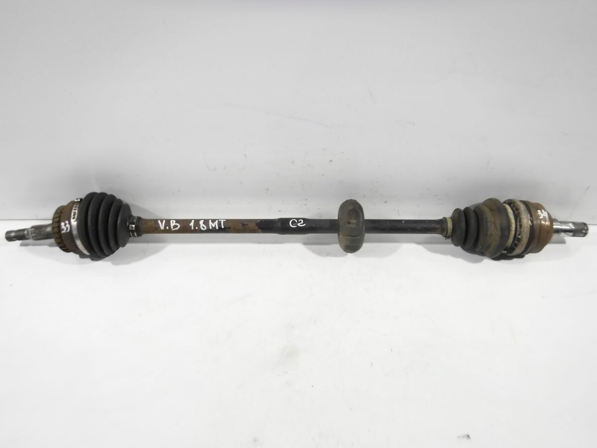 Полуось передняя правая Opel Vectra B (1995—2000) 90496976