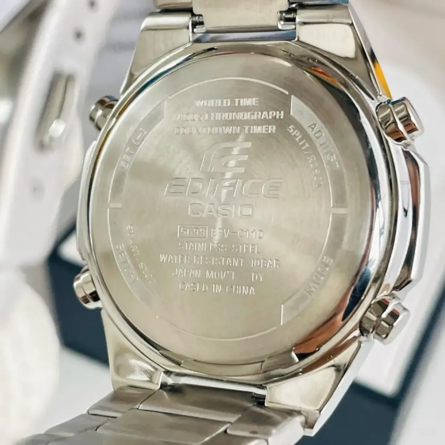 Наручные часы CASIO Edifice, серебряный, черный, голубой — фото 1