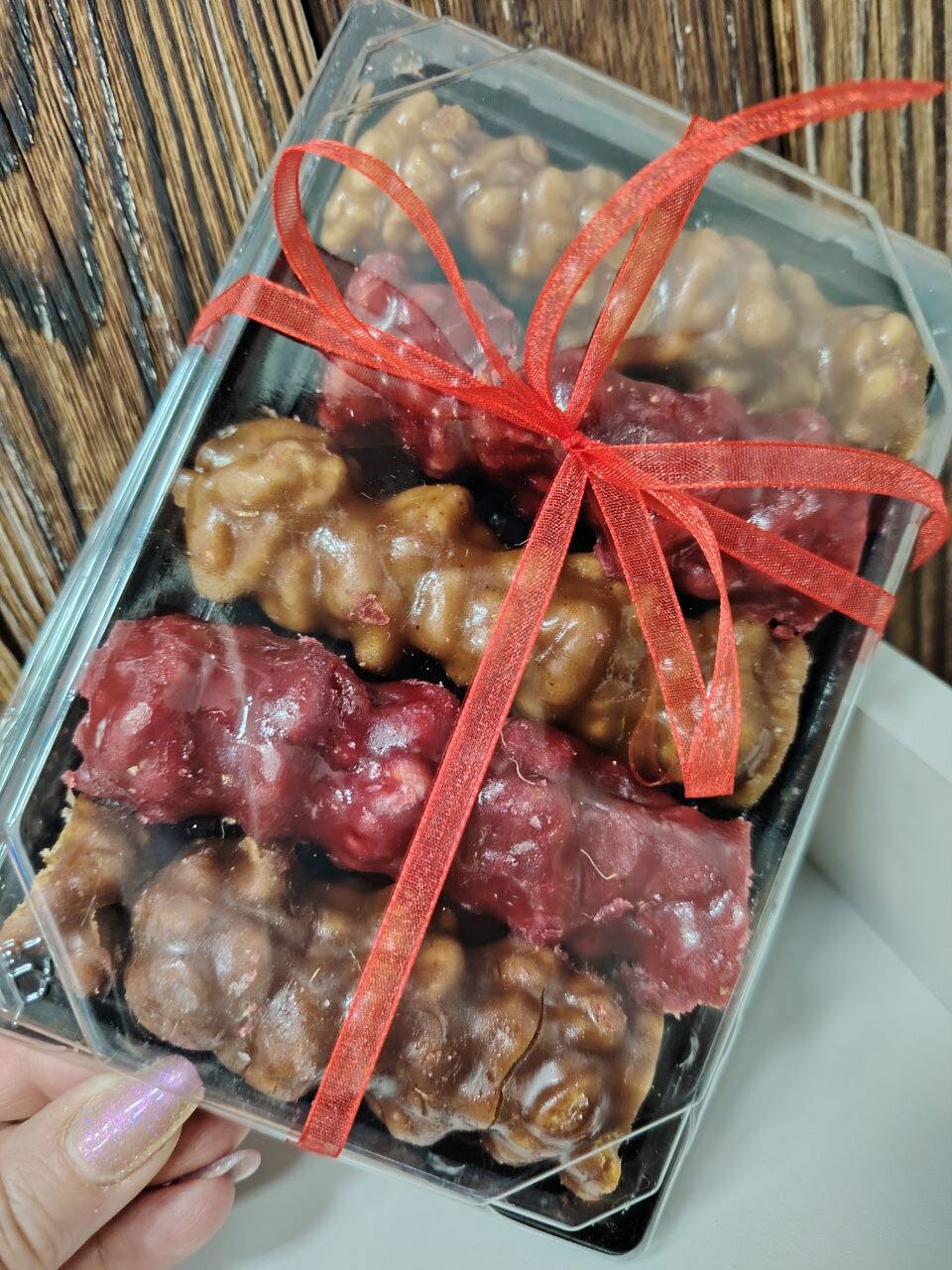 Чурчхела с грецким орехом из виноградного и гранатового сока, 370 г.