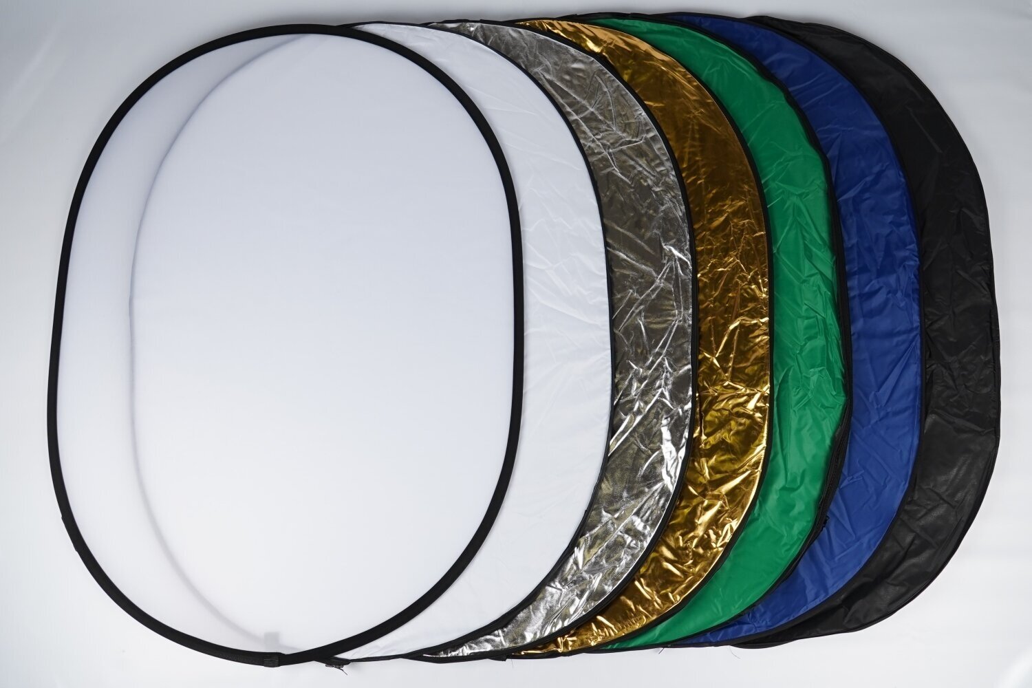 Отражатель для фотосъемки FST RD071-90x120см 7 в 1, 7 поверхностей.