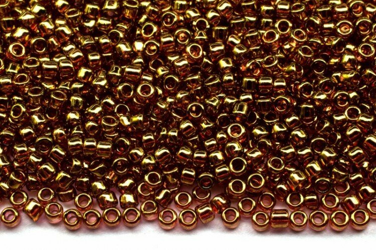 Бисер японский TOHO круглый 15/0 #0421 розовый прозрачный, золотой сияние, 10 грамм