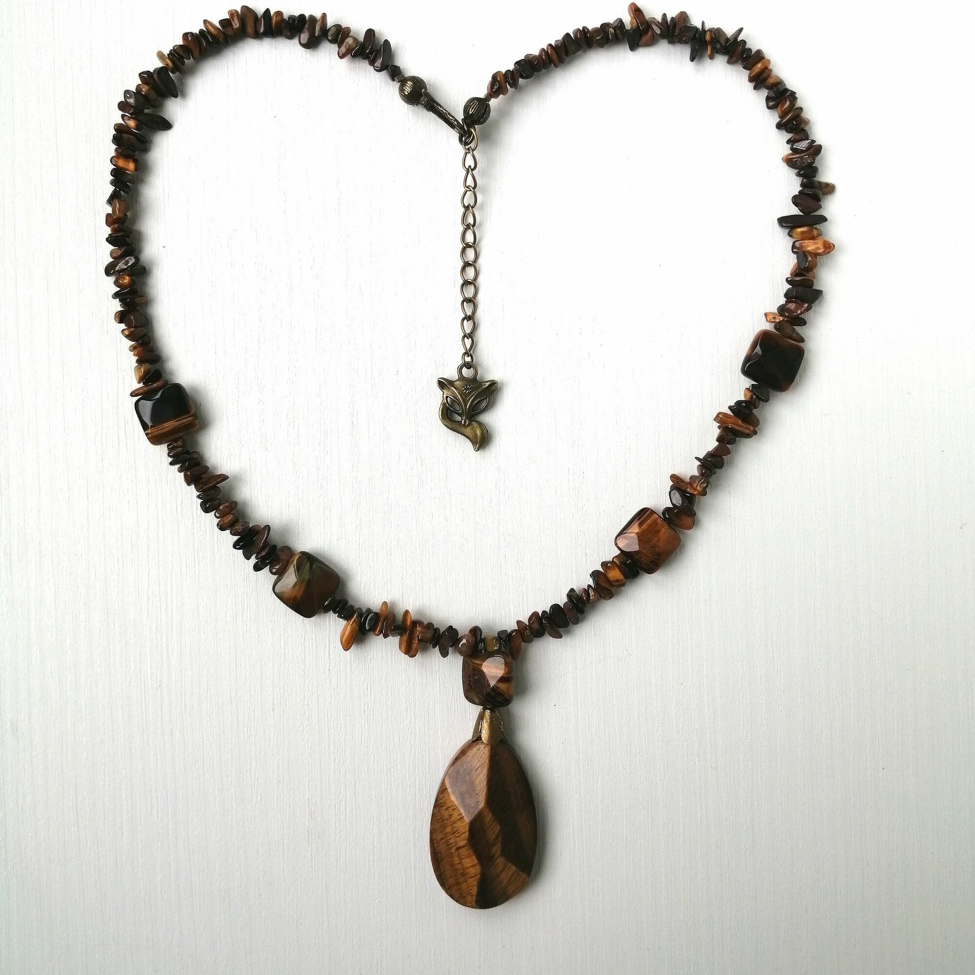 Бусы, тигровый глаз