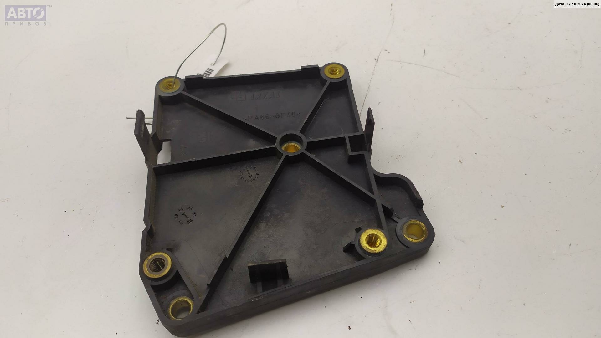 Кронштейн крепления Opel Vectra B (1995-2002)