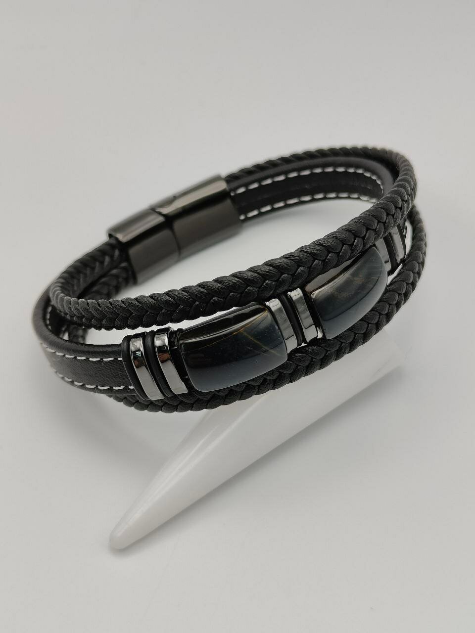 Жесткий браслет, металл