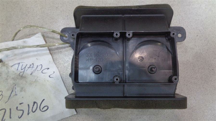 Дефлектор воздушный от Volkswagen Touareg 2002-2010