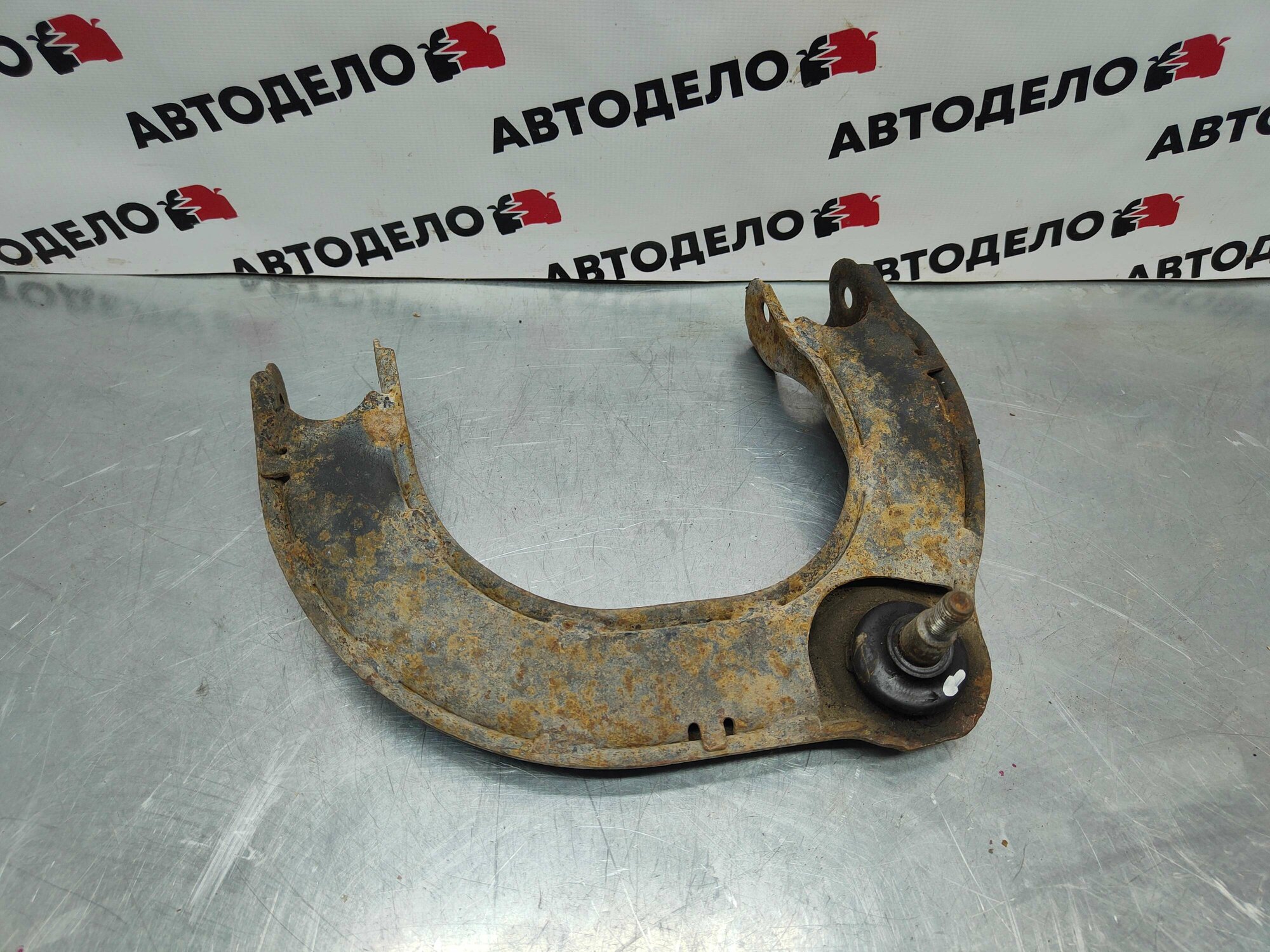 Рычаг передний Kia Magentis 2002 г.в