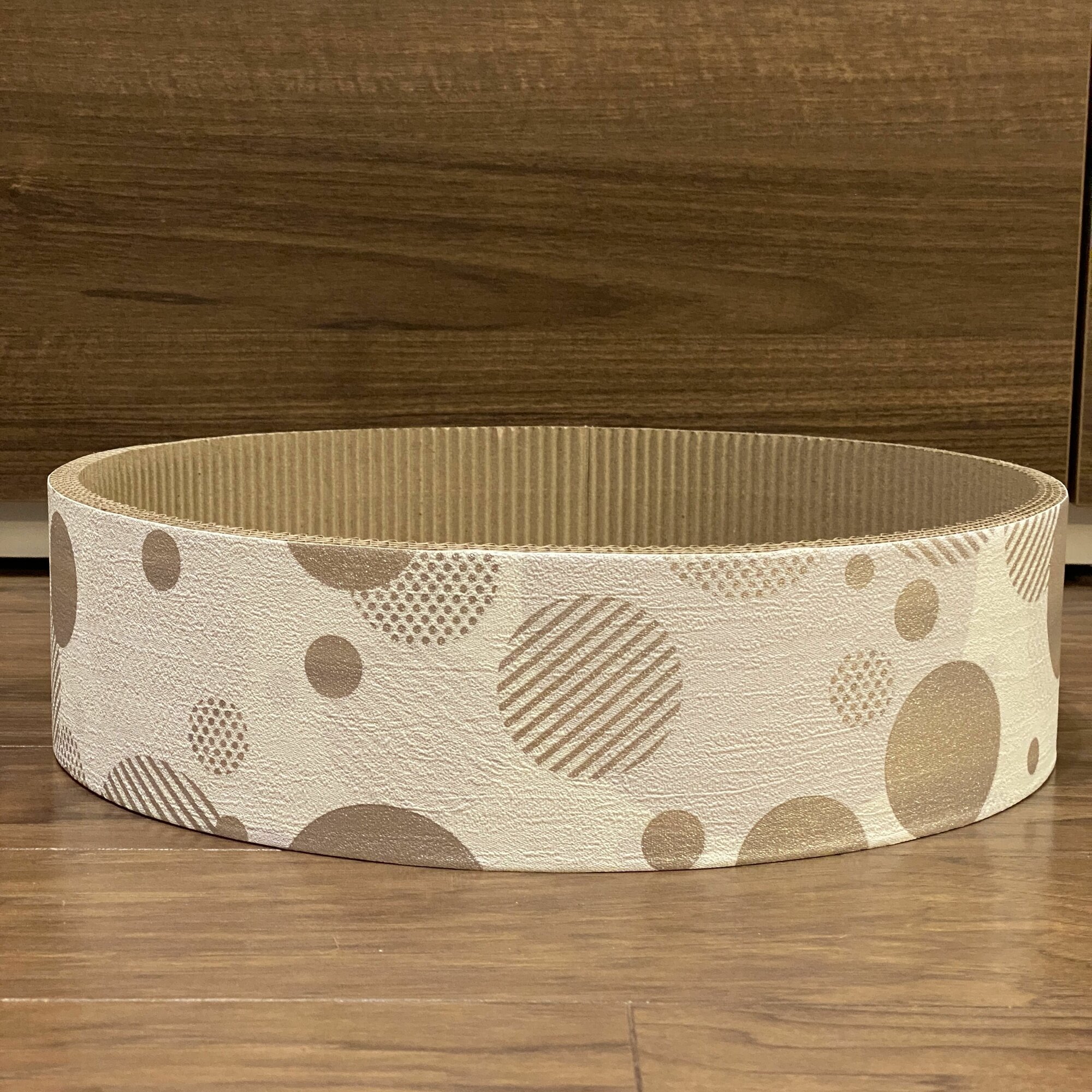 Когтеточка-лежанка, когтедралка интерьерная для кошек из гофрокартона, 40 см