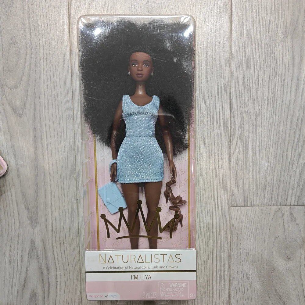 Кукла Barbie Naturalistas I'm Liya, цвет F