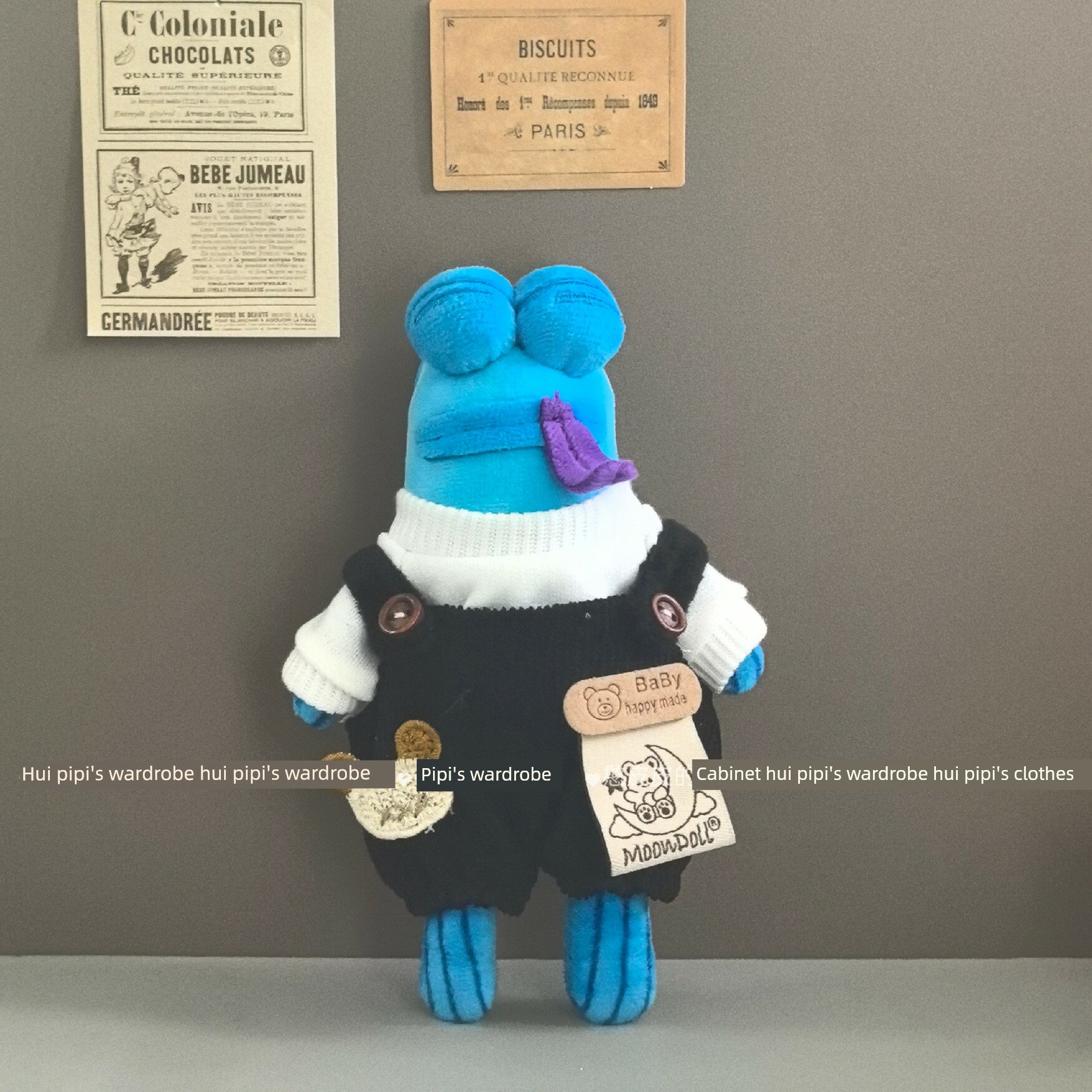Набор одежды Pop Mart Bikini Bottom: белая рубашка с рисунком + черные штаны Moon Bear