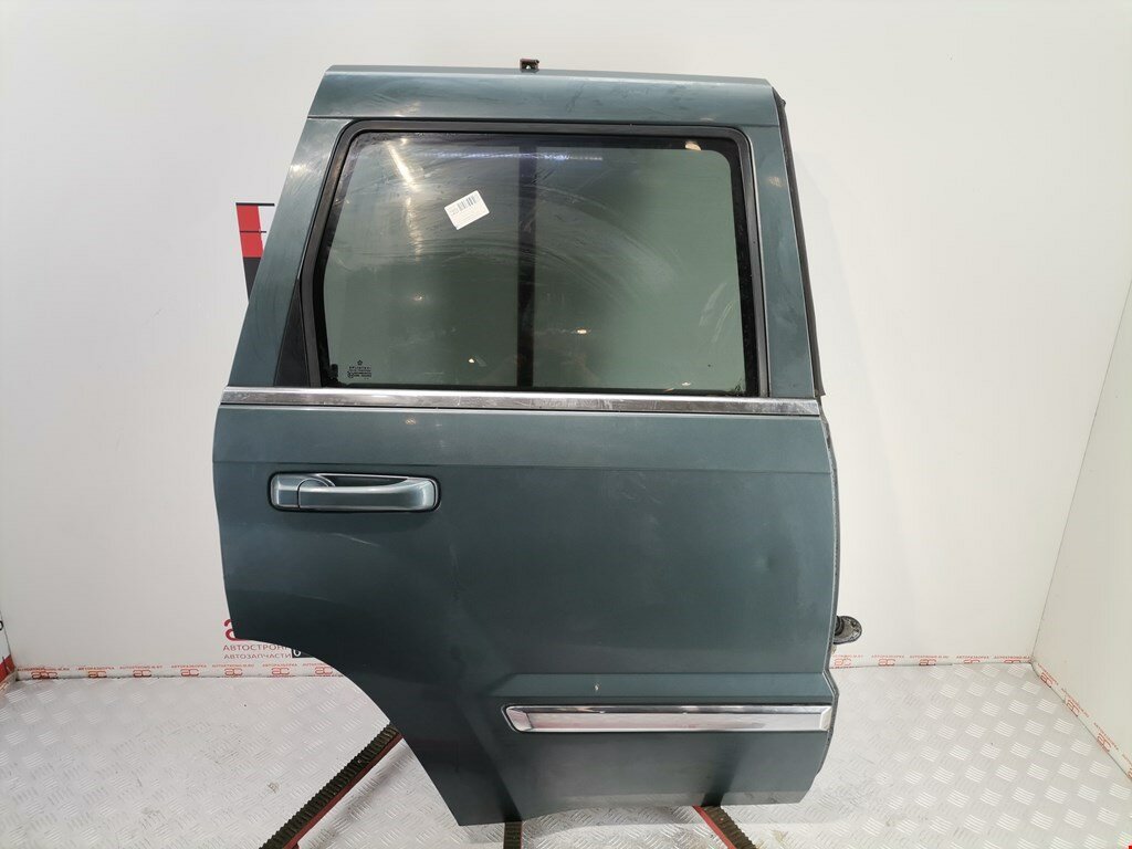Дверь задняя правая Jeep Grand Cherokee 3 55394384AJ арт. 941803