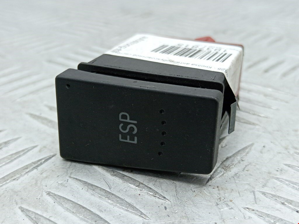 Кнопка антипробуксовочной системы Volkswagen Passat 5 GP 3B0927134A арт. 1937815