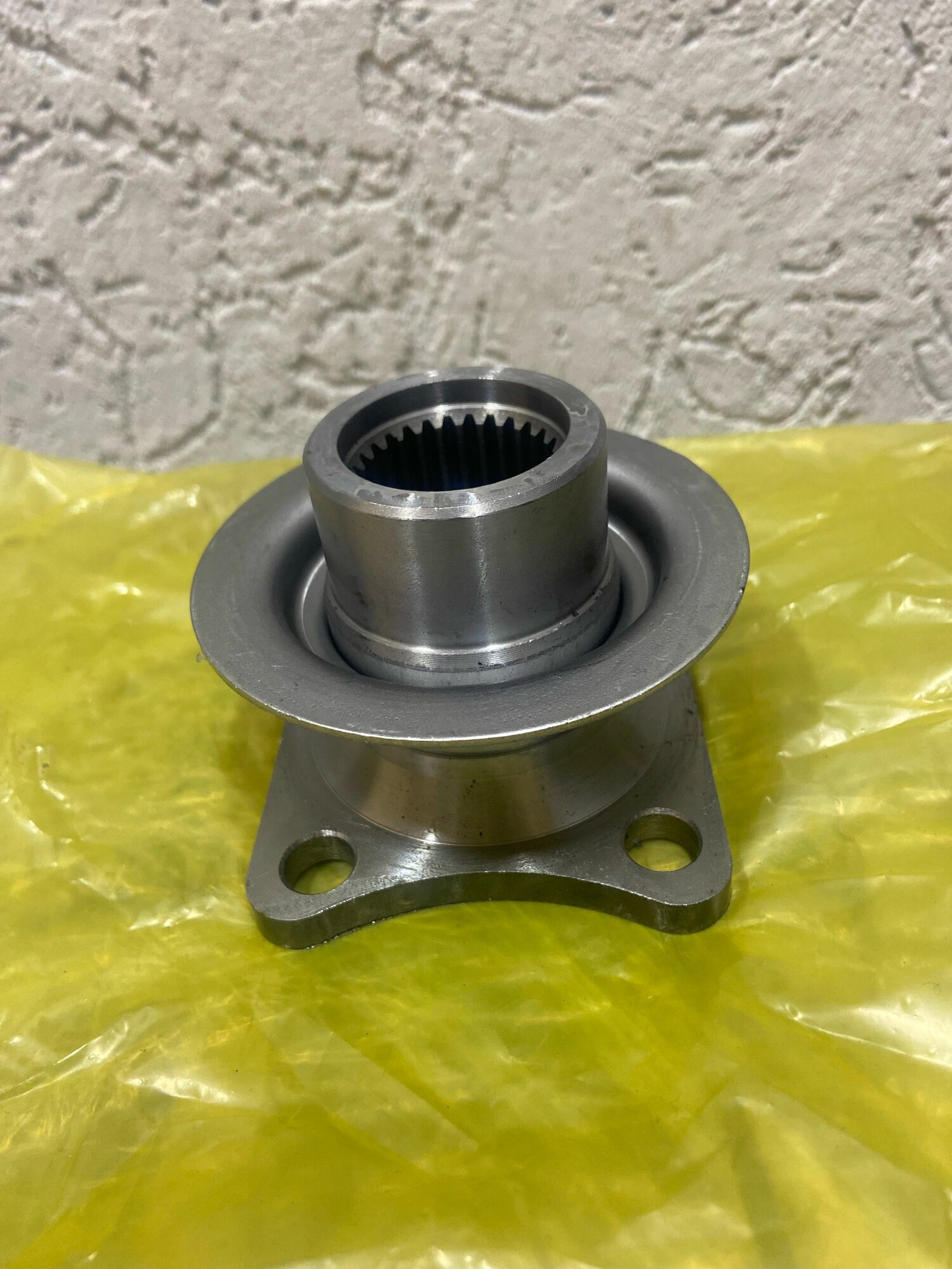 Фланец заднего моста для Газель, Газель Бизнес, для NEXT нов/обр. мелкий шлиц