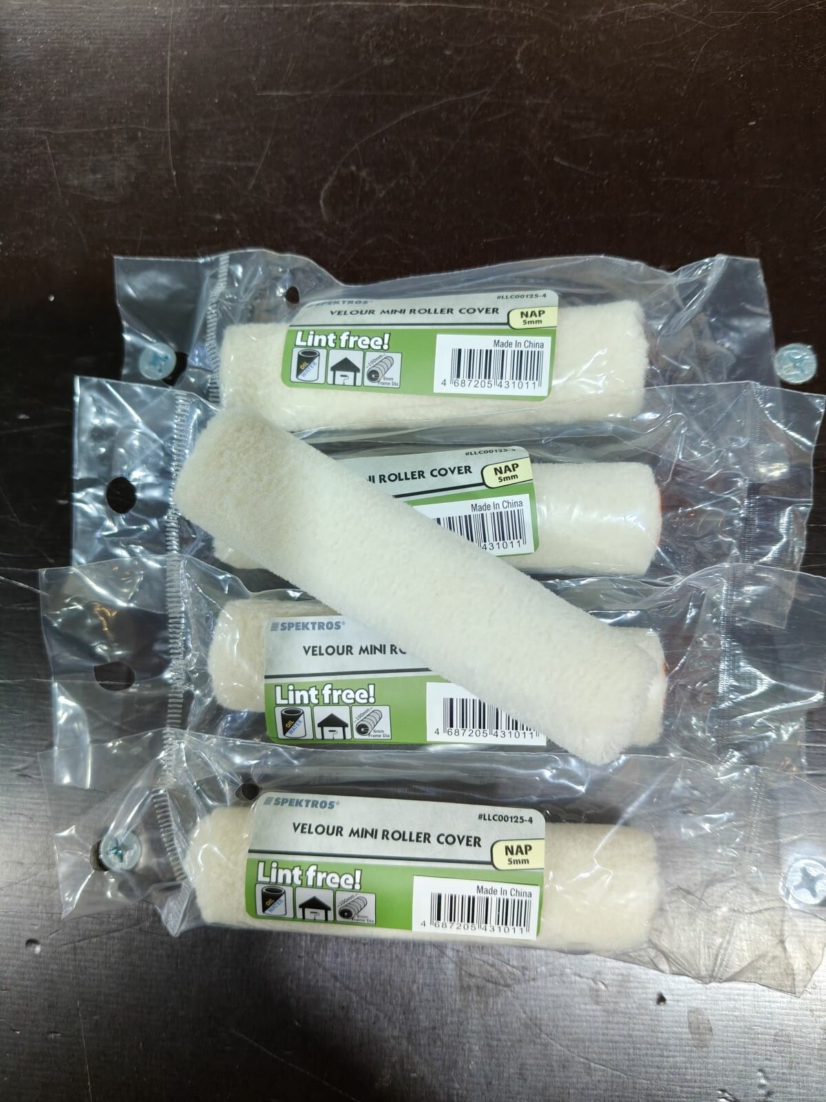 Мини-валик малярный SPEKTROS велюр 100мм, ворс 5мм для особо гладких поверхностей